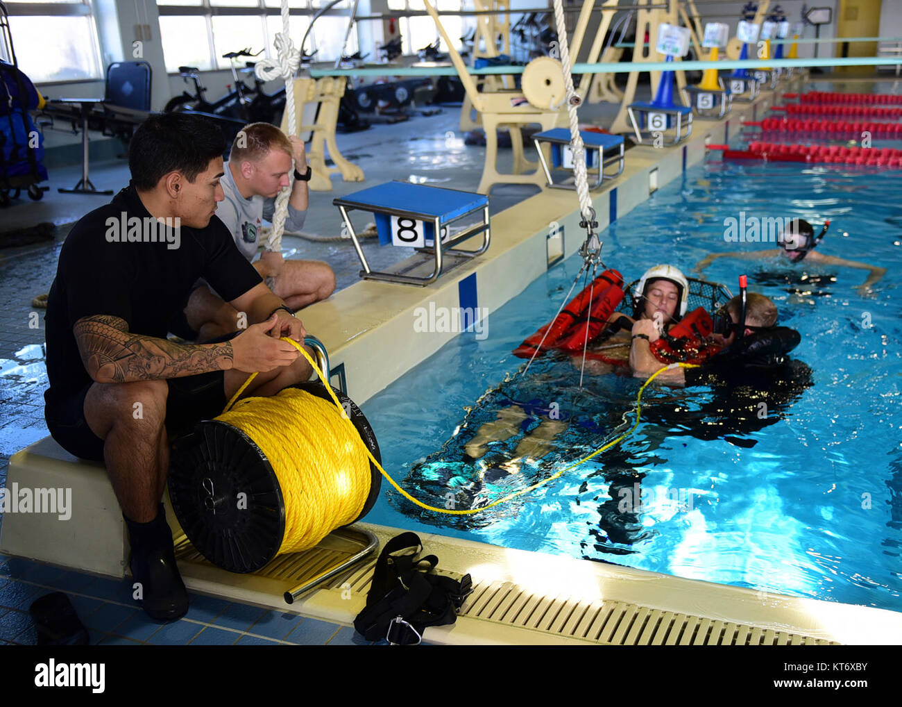 U s navy rescue sar swimmers hi-res stock photography and images - Alamy