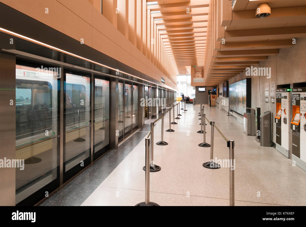 Union pearson express hi-res stock photography and images - Alamy