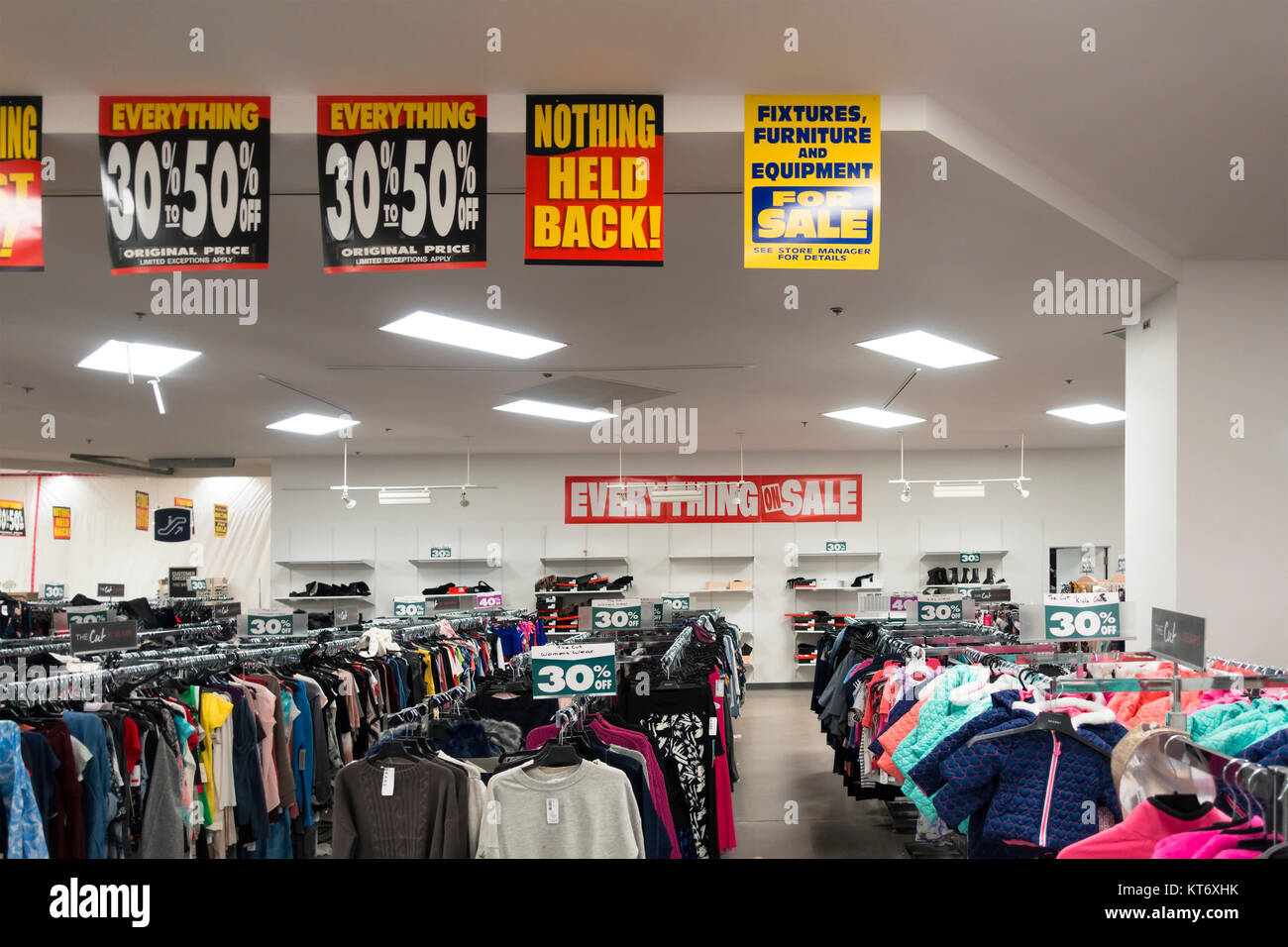 Liquidation sale hi-res stock photography and images - Alamy