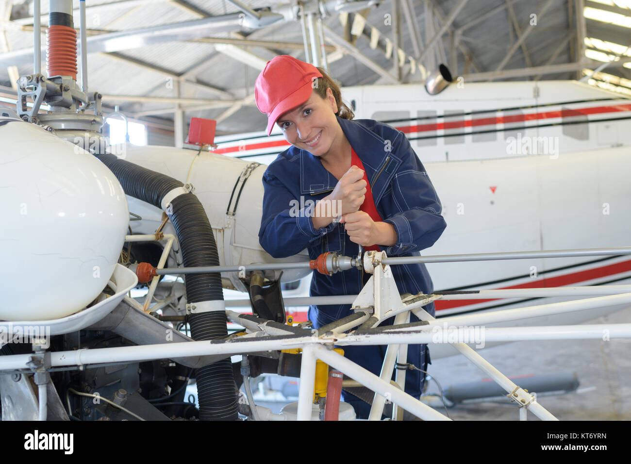 Aircraft maintenance technician female pilot hi-res stock photography ...