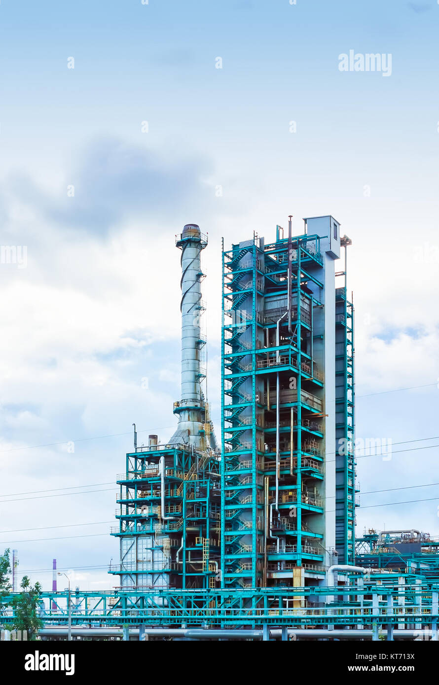 Oil Refinery Factory Stock Photo - Alamy