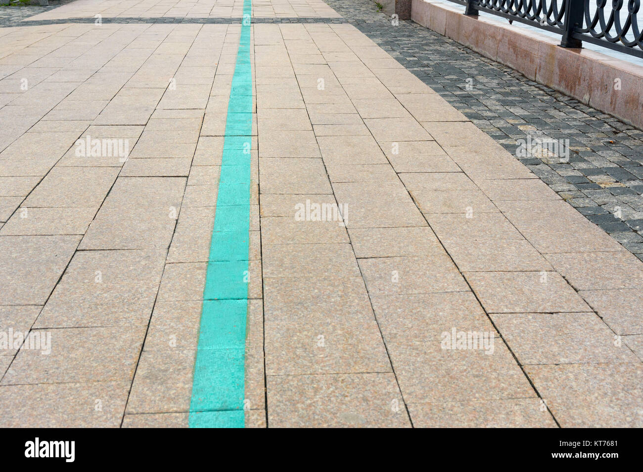 Tourist Green Line walk. Walking excursion around the 30 historic sites ...