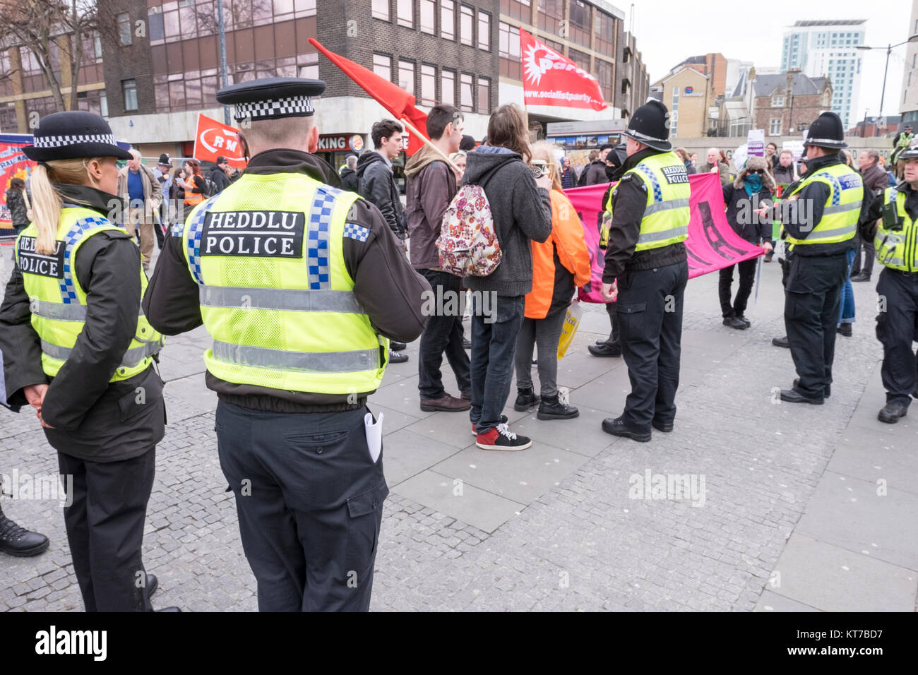 Cardiff police station hi-res stock photography and images - Alamy