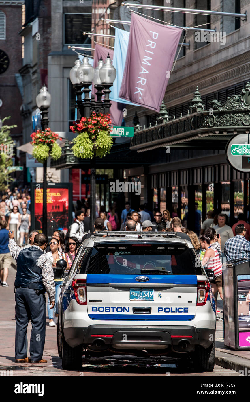 Boston police car hi-res stock photography and images - Alamy