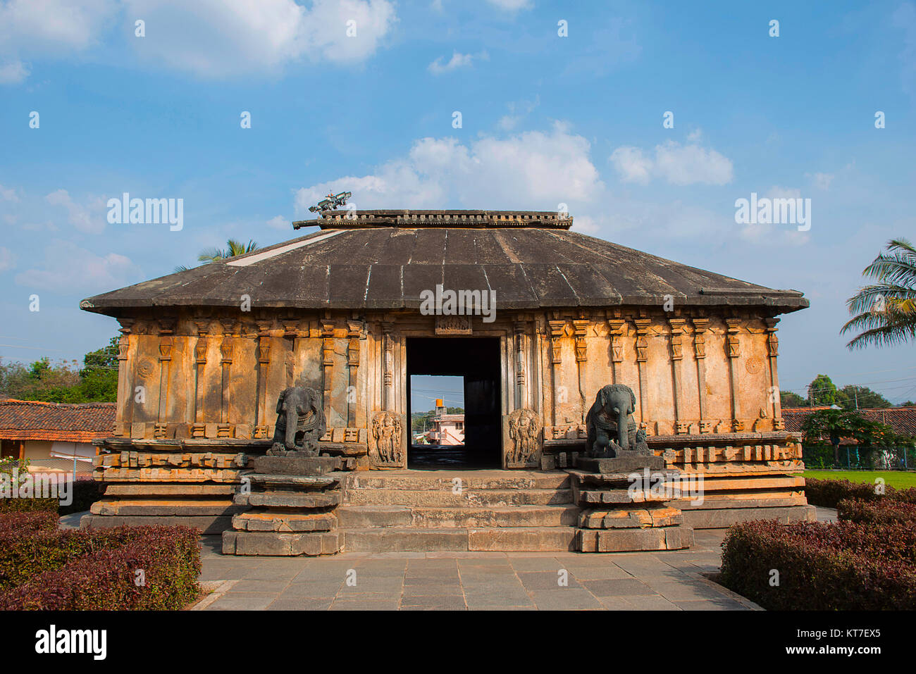 Veera Narayana Temple, Belavadi, Chikkamagaluru district, Karnataka ...