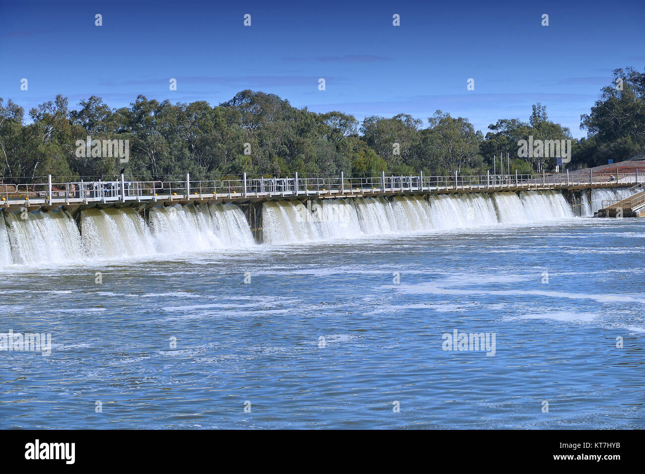 Murray river locks hi-res stock photography and images - Alamy
