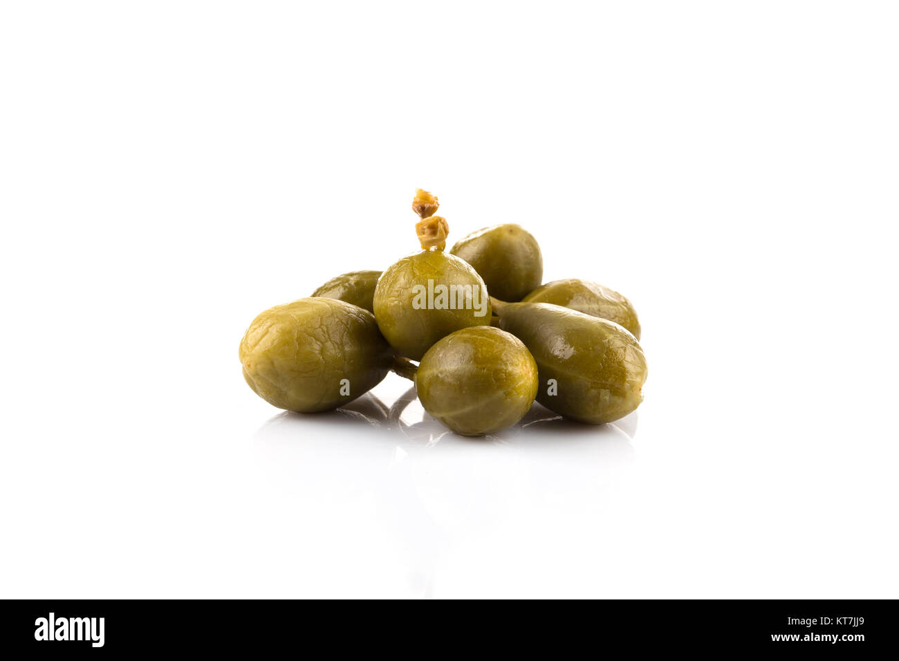 Heap of canned capers Stock Photo - Alamy