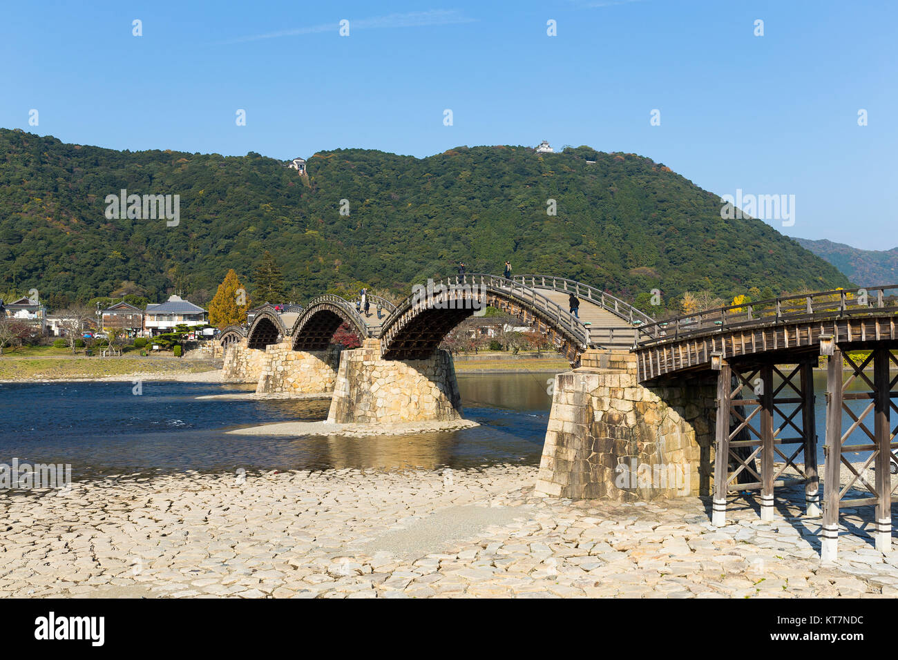 Japanese style wooden arch bridge hi-res stock photography and images ...