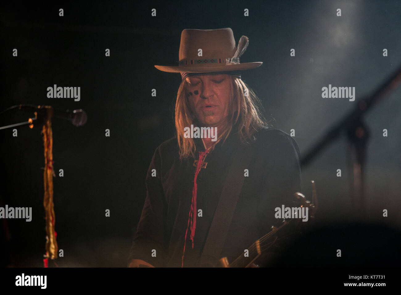 David eugene edwards singer hi-res stock photography and images - Alamy
