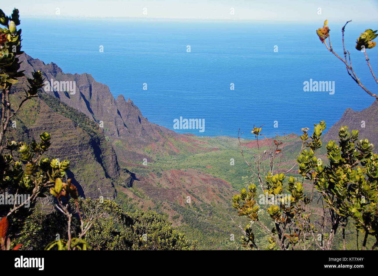Hawaii ist eine Inselkette im Pazifischen Ozean und seit 1959 der 50 ...