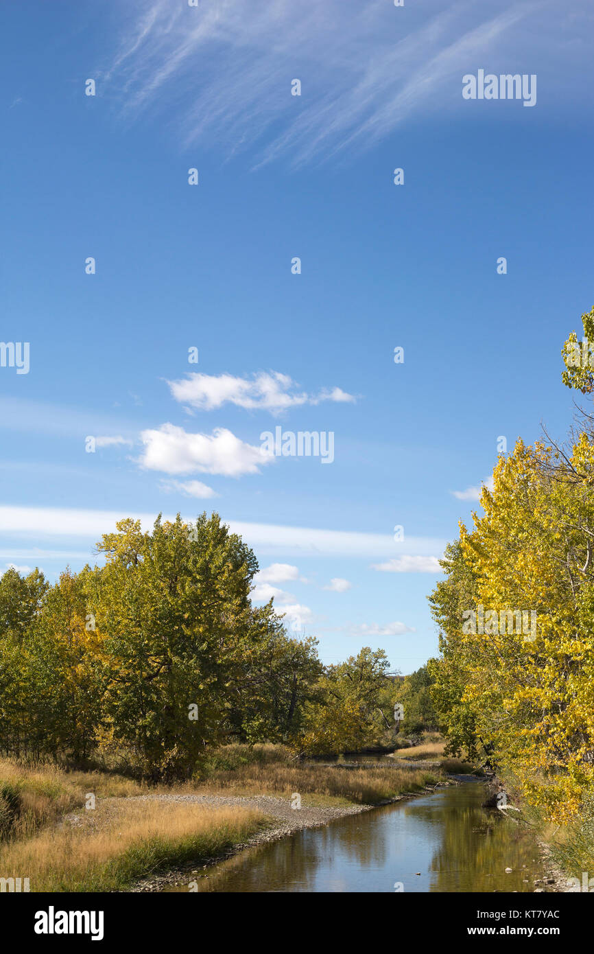 Cumulus clouds over prairie hi-res stock photography and images - Alamy