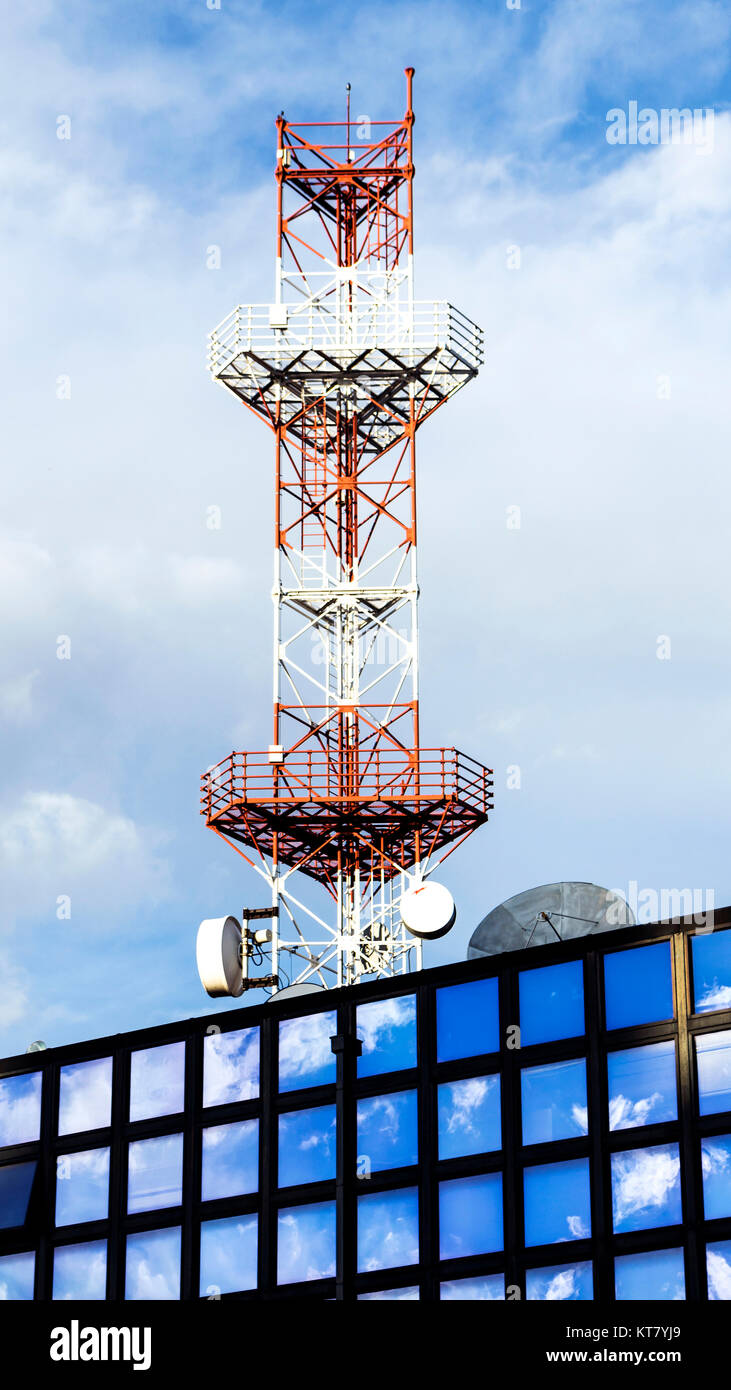 Modern commercial building antenna hi-res stock photography and images ...