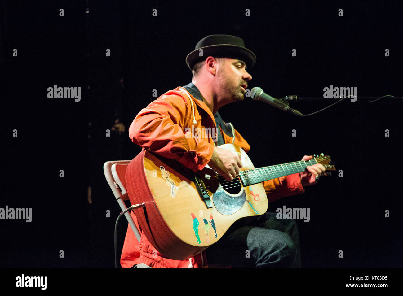 Steve mason singer hi-res stock photography and images - Alamy