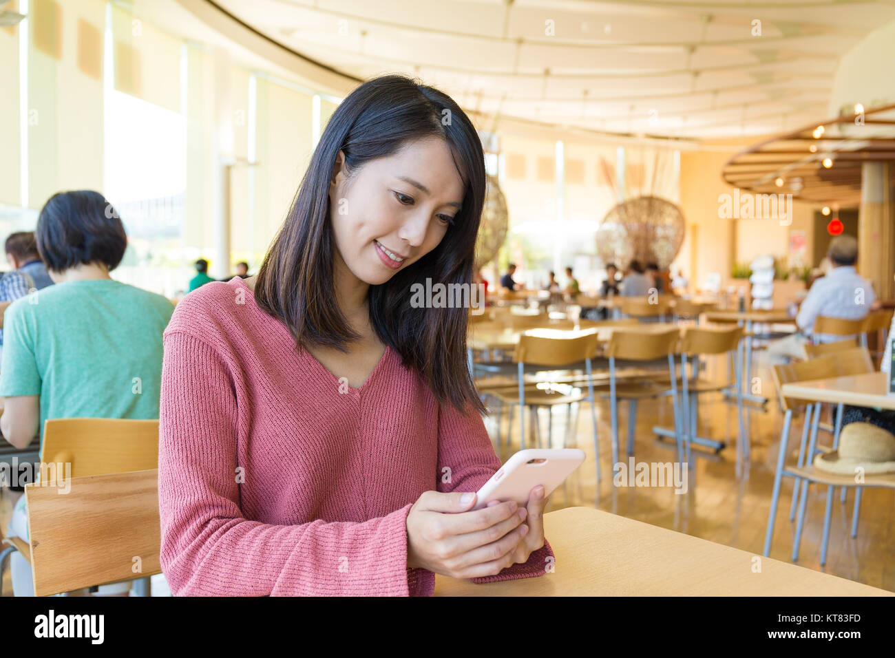 Woman cooks kitchen using hi-res stock photography and images - Alamy