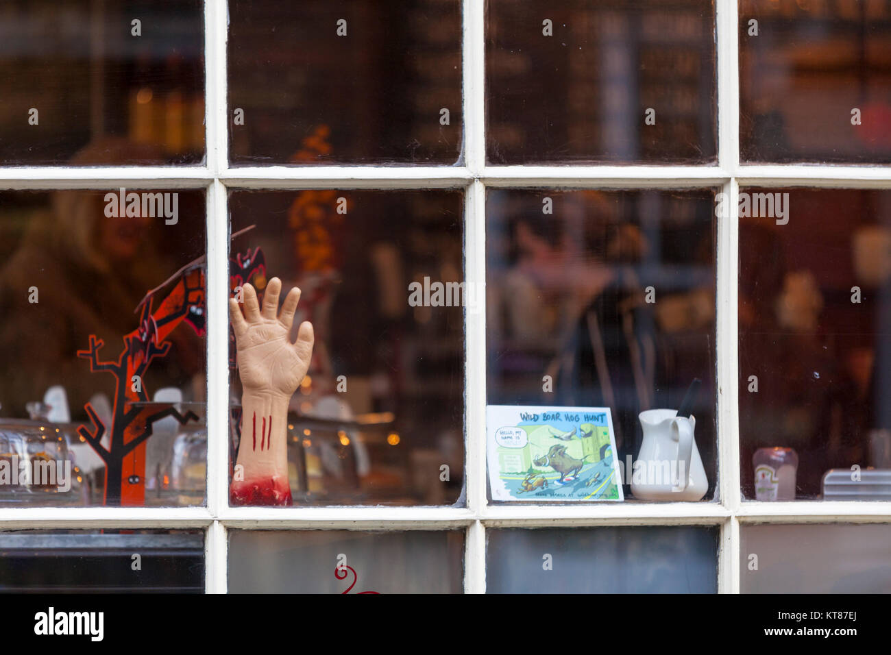 Pouring blood hi-res stock photography and images - Alamy