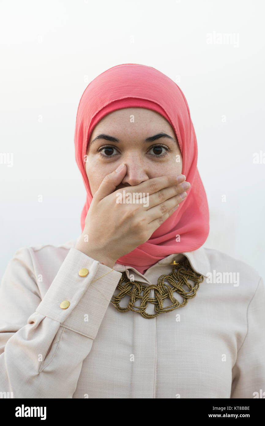 Woman hand over mouth and shock hi-res stock photography and images - Alamy