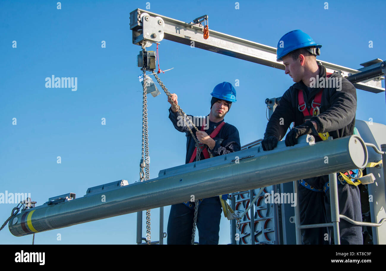 ATLANTIC OCEAN (Dec. 11, 2017) Fire Controlman 3rd Class Kyle Fite ...