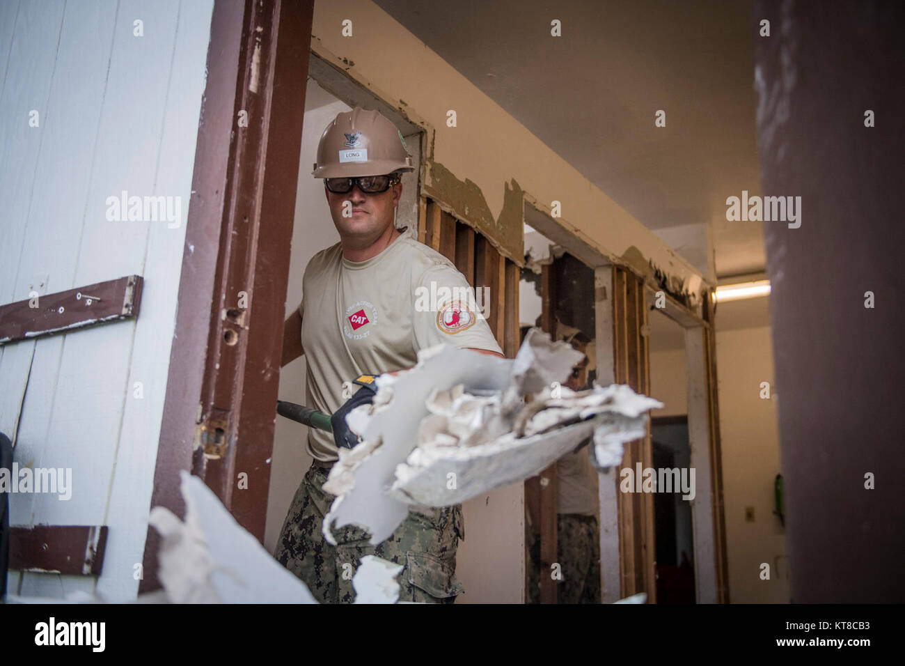 Military bathroom facilities hi-res stock photography and images - Alamy