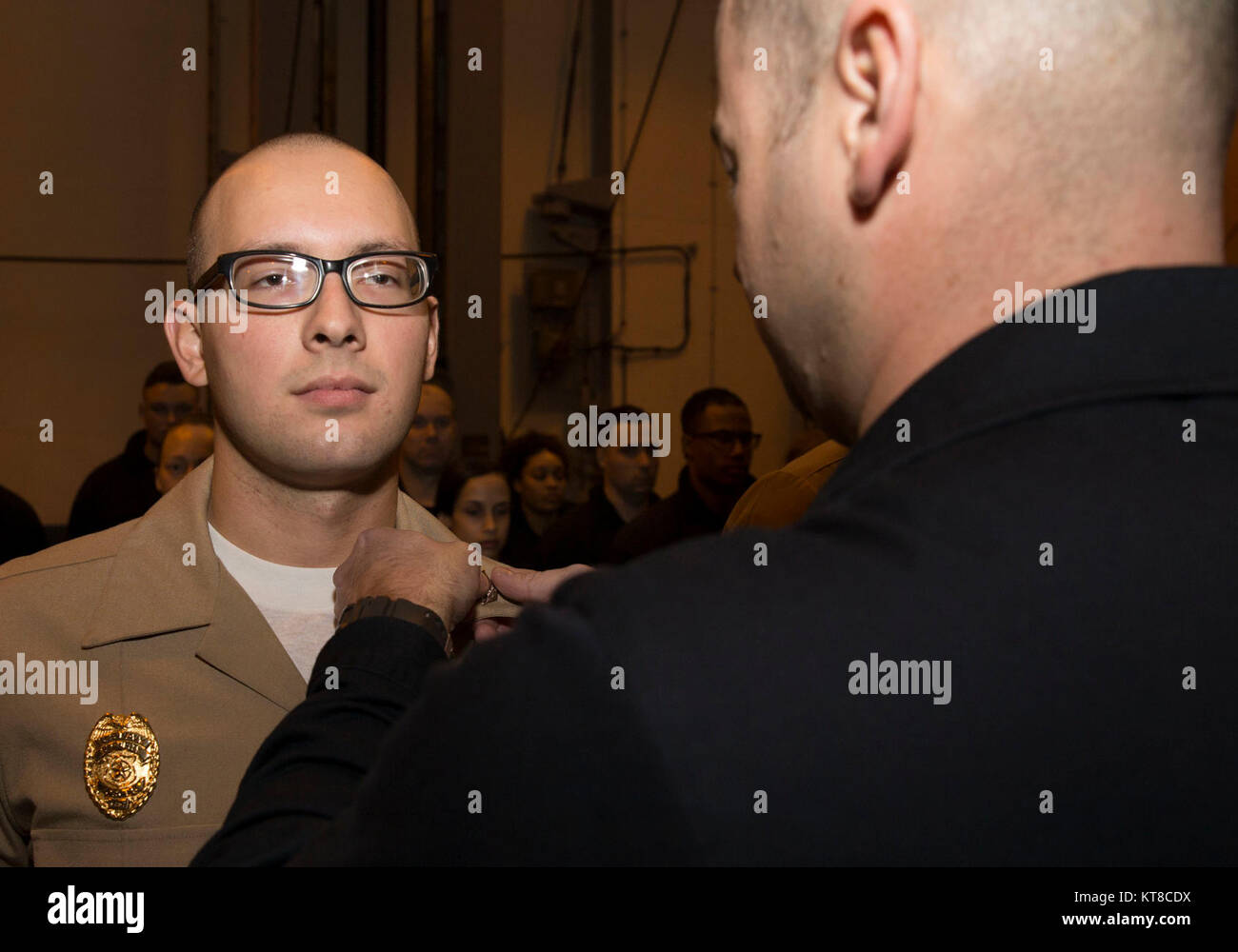 ATLANTIC OCEAN (Dec. 11, 2017) -- Master-at-Arms 3rd Class Daniel ...