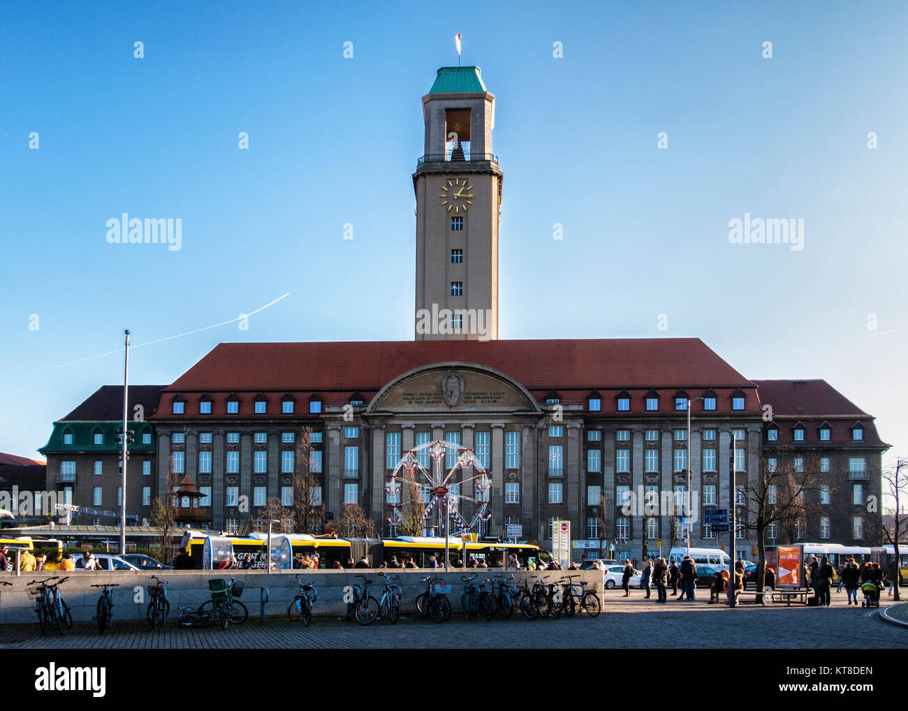 Berlin Spandau Town hall. Ferris wheel of German Christmas market ...