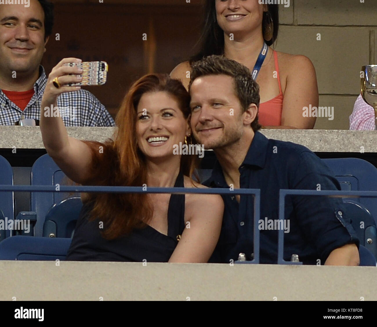 Deborah messing hi-res stock photography and images - Alamy