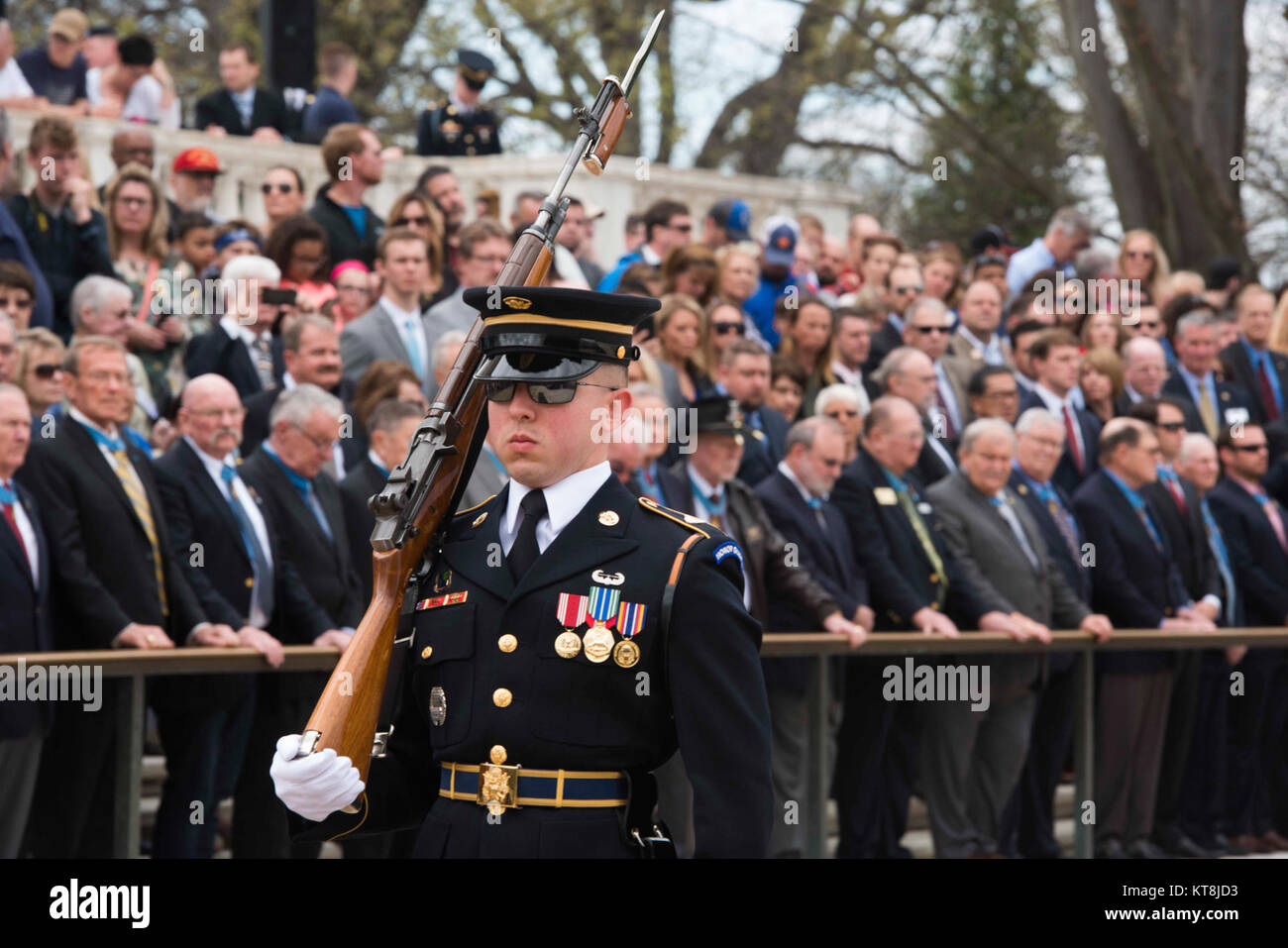 Medal of Honor recipients, and other visitors, watch a Changing of the ...