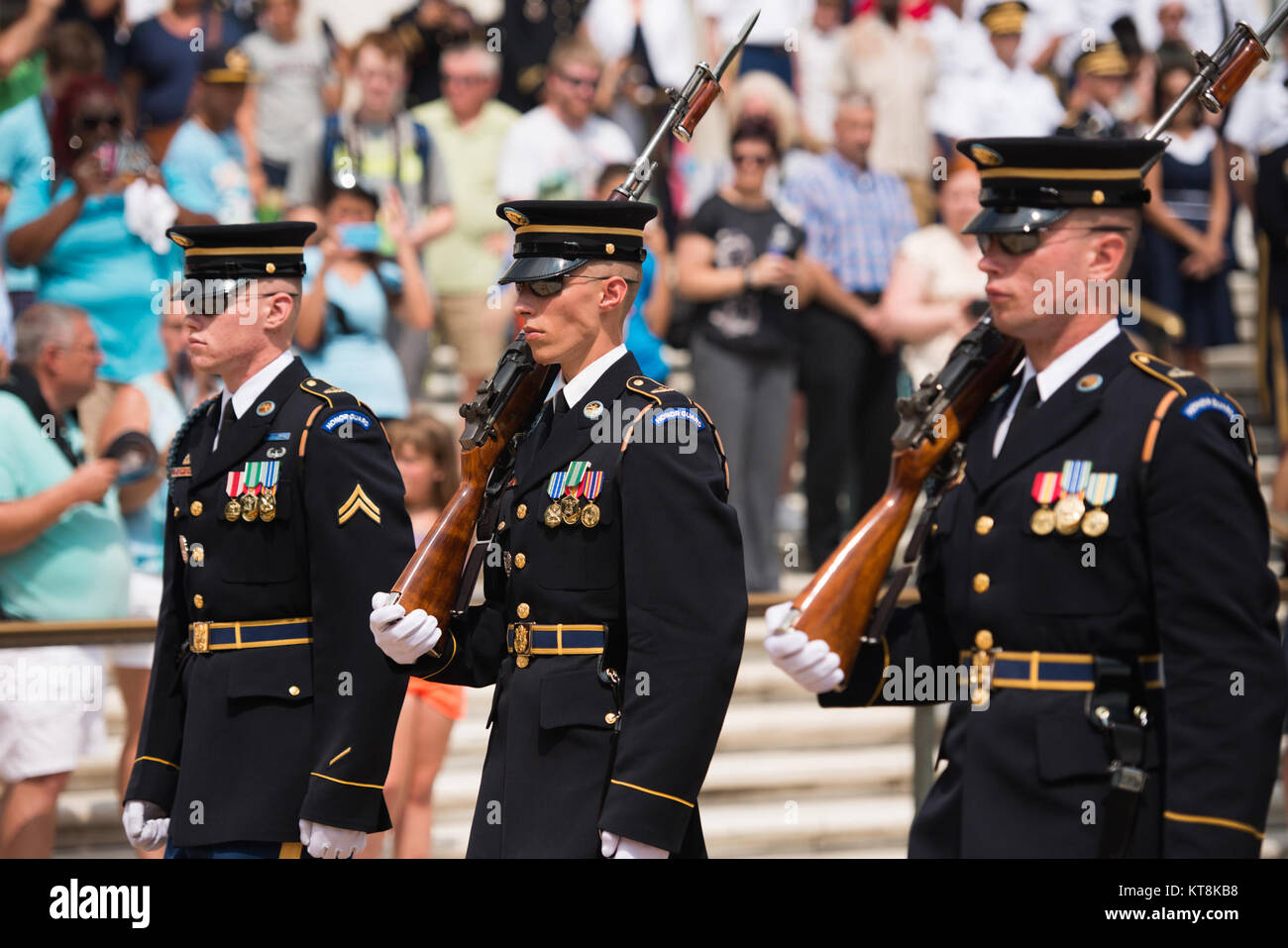 Tomb Sentinels, HHC, 4th Battalion, 3d U.S. Infantry Regiment (The Old ...
