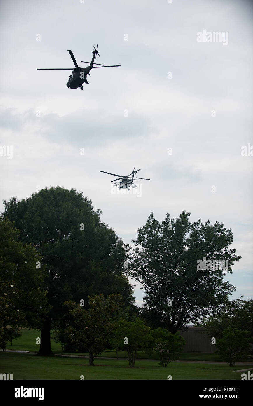 Vietnam helicopters navy hi-res stock photography and images - Alamy