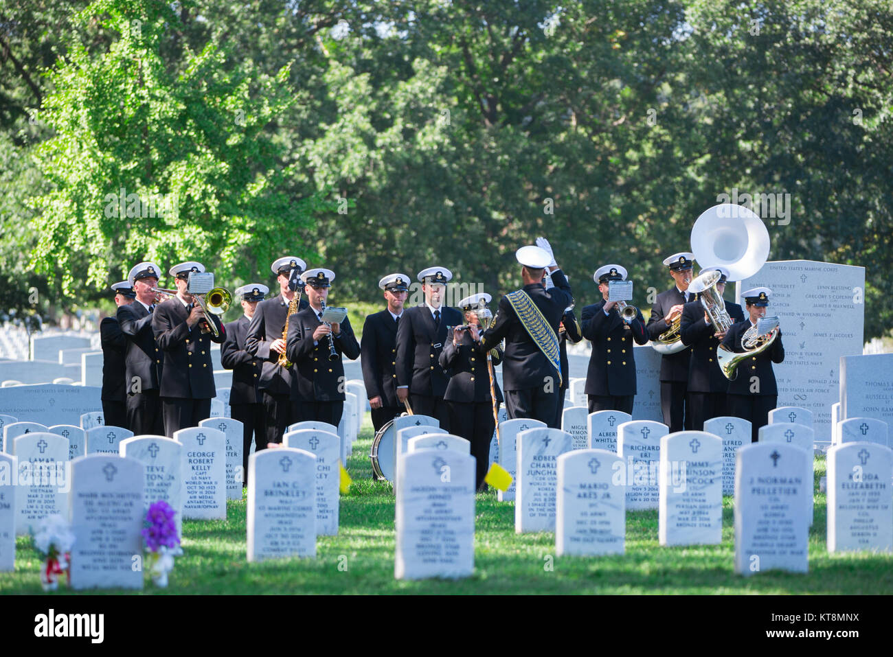 The U.S. Navy Ceremonial Guard and U.S. Navy Band participate in the ...