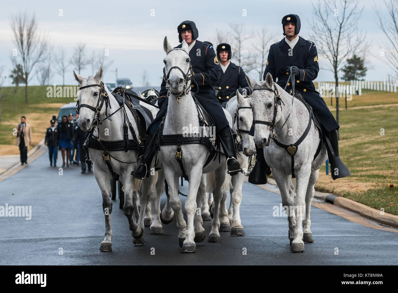 Soldiers from The 3d US Infantry Regiment (Old Guard) Caisson Platoon ...