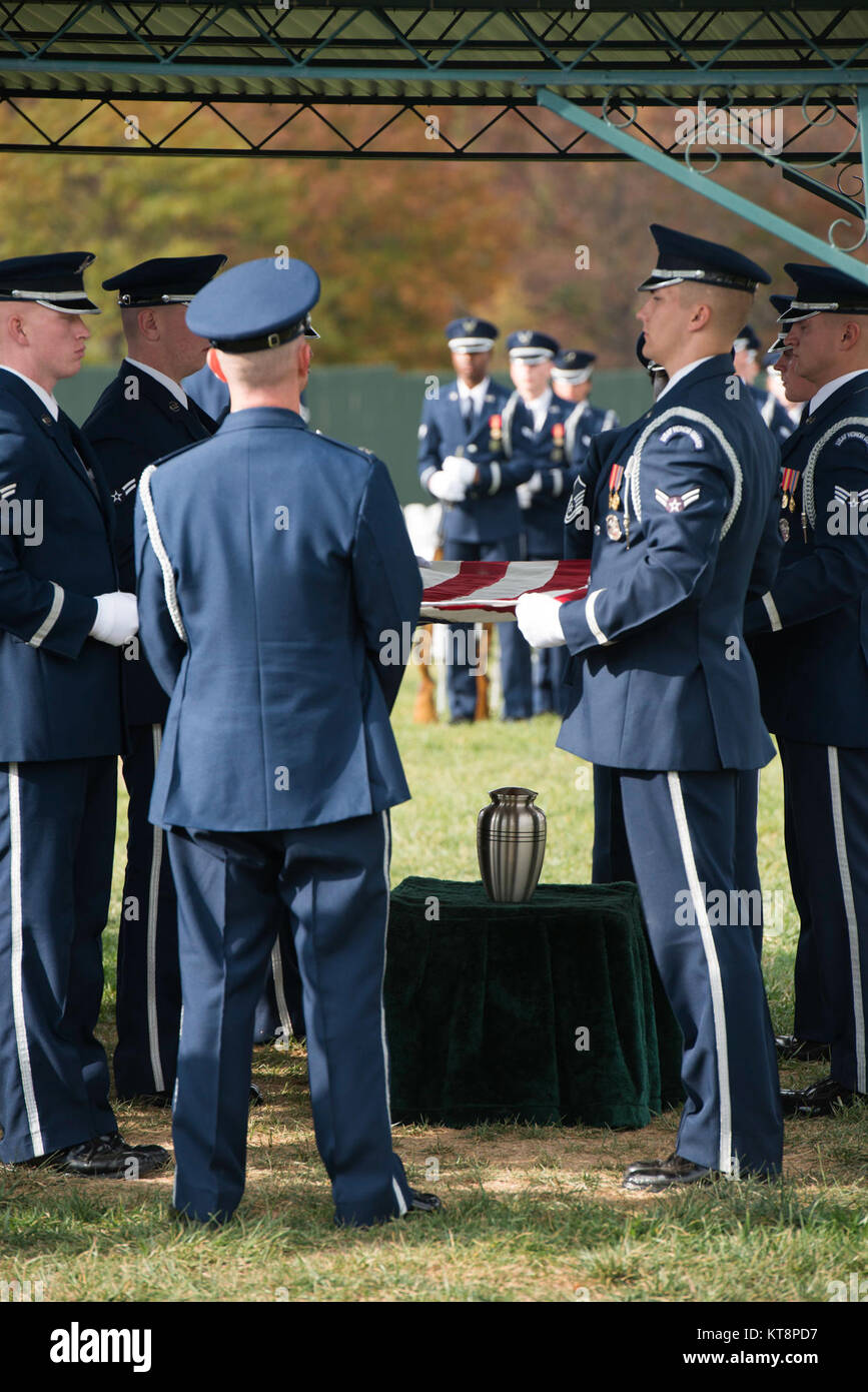 Section air force uniform hi-res stock photography and images - Alamy