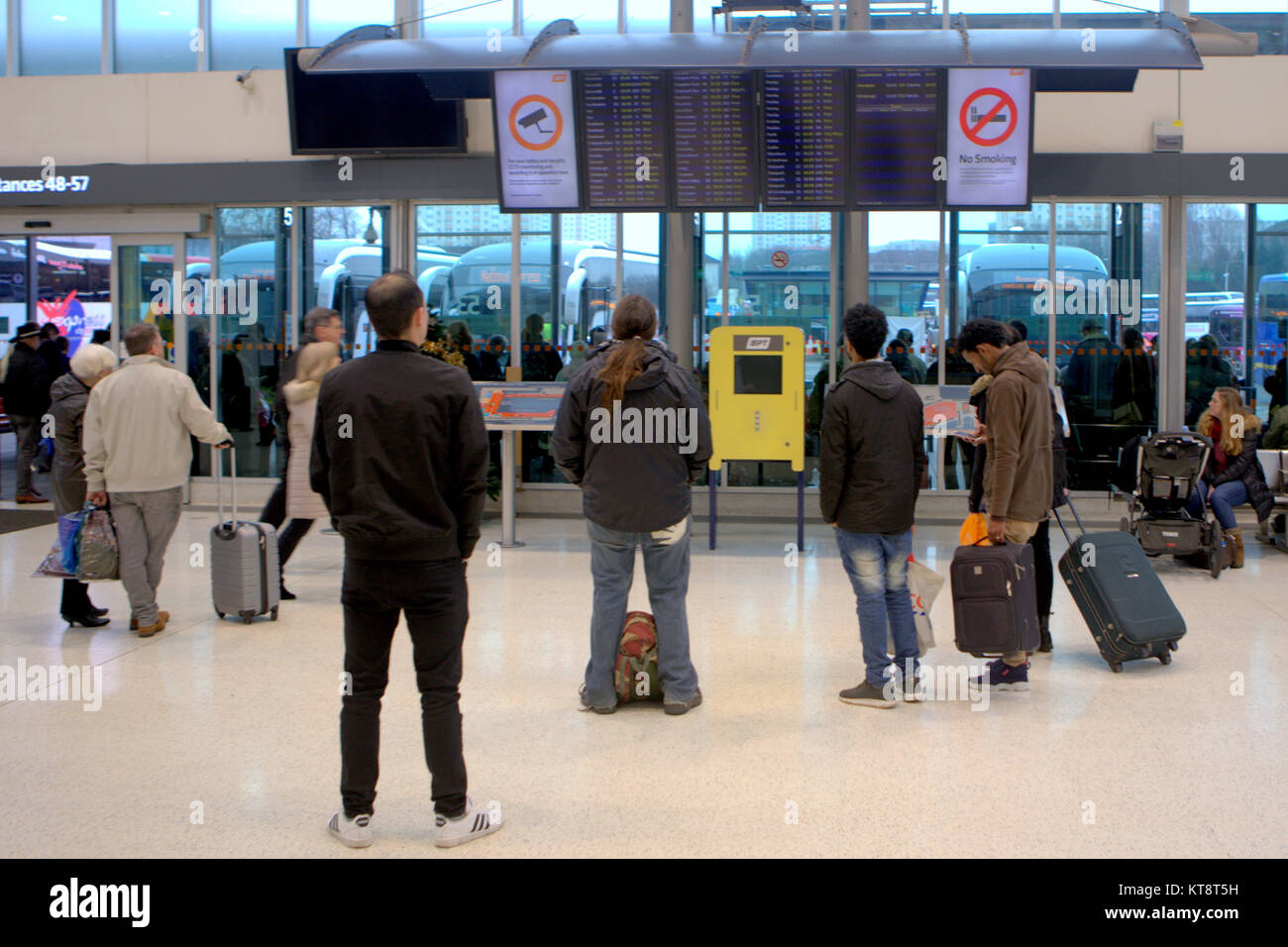 Frantic friday getaway hi-res stock photography and images - Alamy