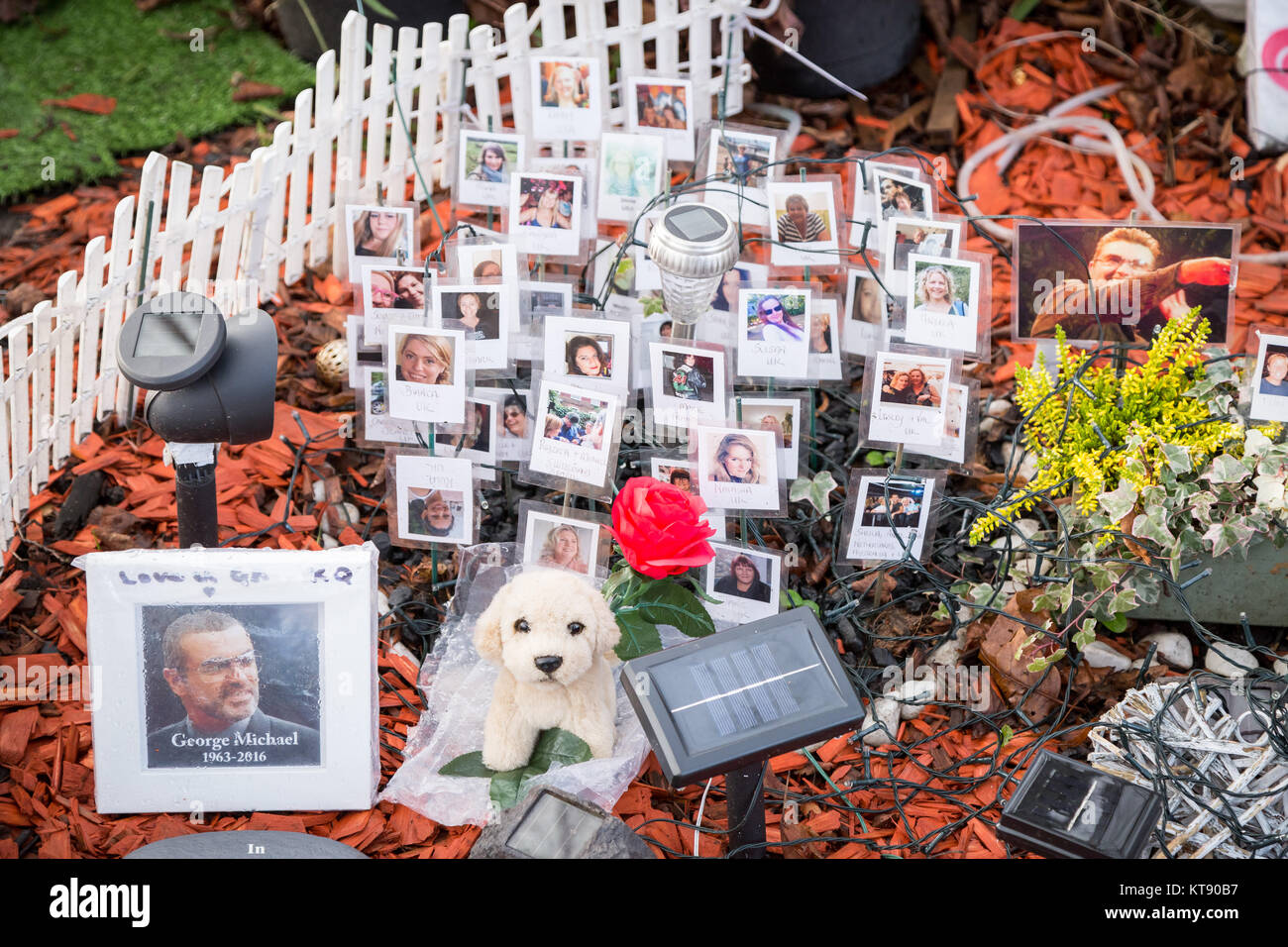 London, UK. 22nd Dec, 2017. George Michael memorial garden. Nearly one ...