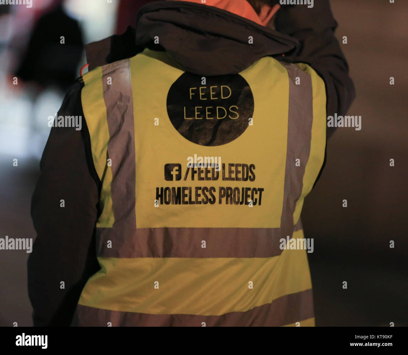 Leeds, UK. 22nd Dec, 2017. On a cold Mad Friday eve a local charity ...