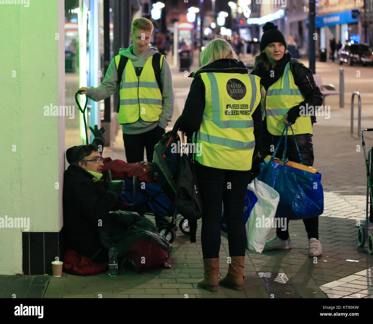 Leeds, UK. 22nd Dec, 2017. On a cold Mad Friday eve a local charity ...
