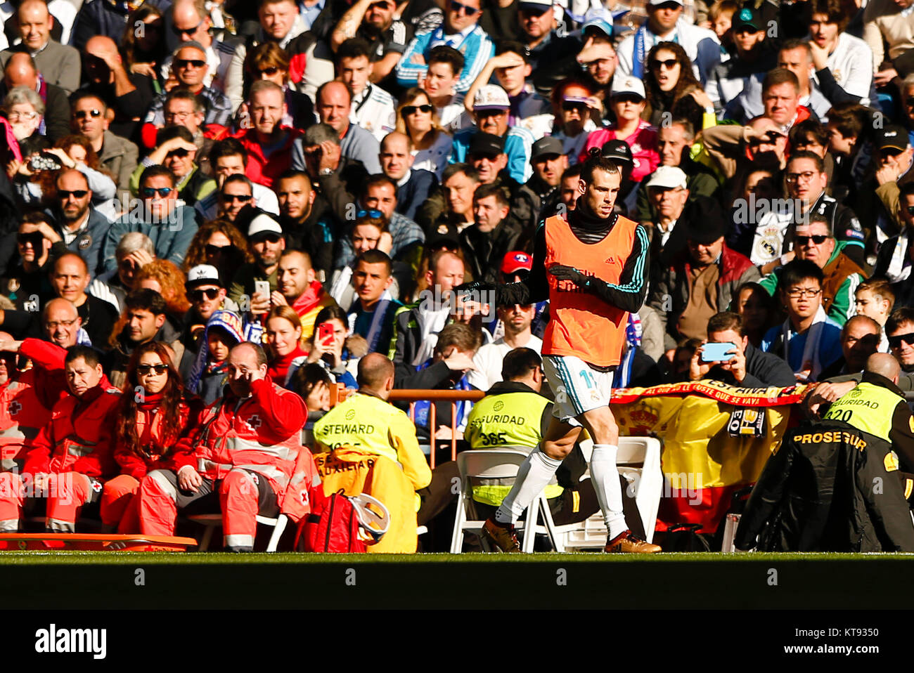 Barcelona, Spain. 23rd Dec, 2017. Gareth Bale of Real Madrid Pre-match ...