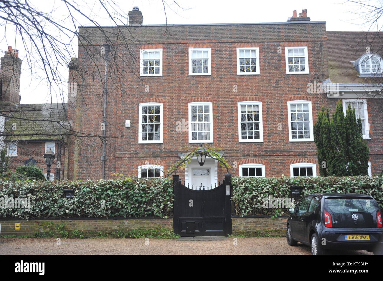 London, UK. 23rd Dec, 2017. George Michael's house in The Grove in ...