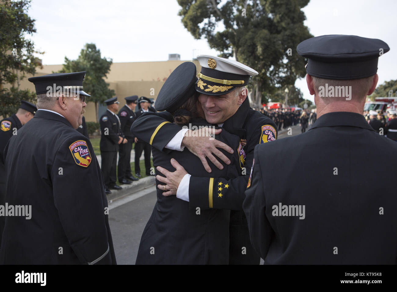 San Diego, California, USA. 24th Dec, 2017. Thousands of firefighters ...