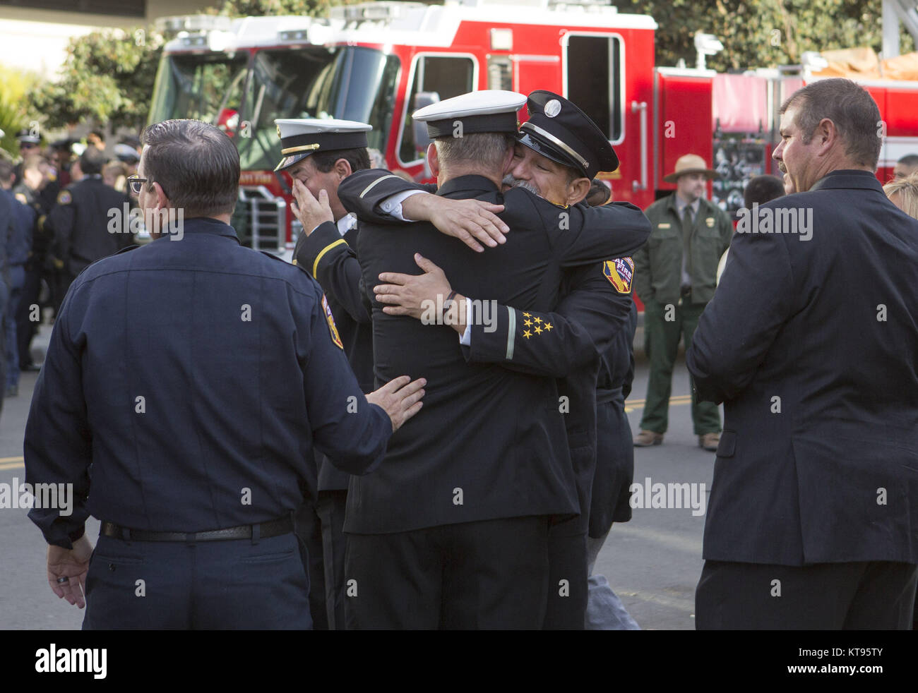 San Diego, California, USA. 23rd Dec, 2017. Thousands of firefighters ...