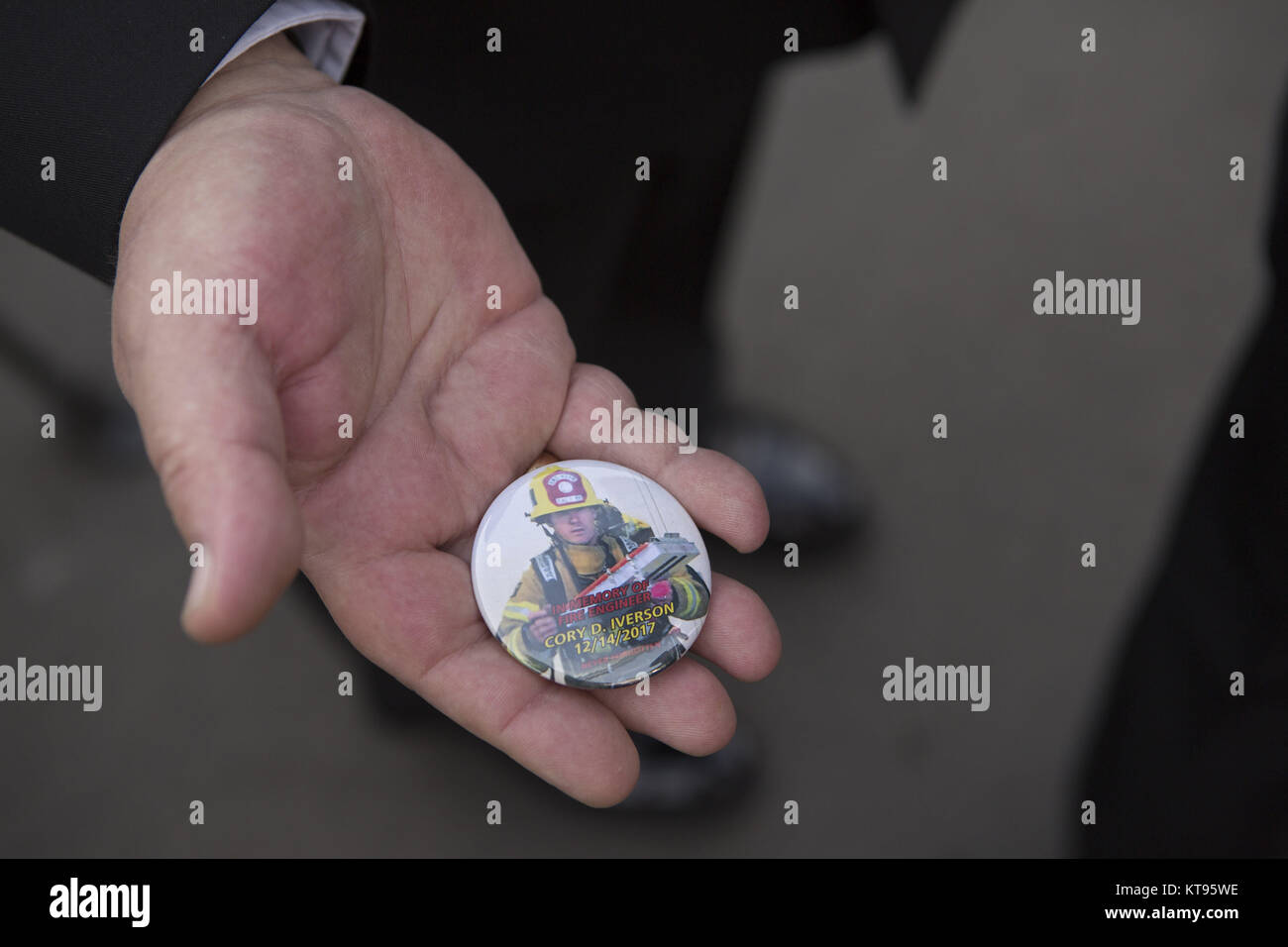 San Diego, California, USA. 23rd Dec, 2017. Thousands of firefighters ...