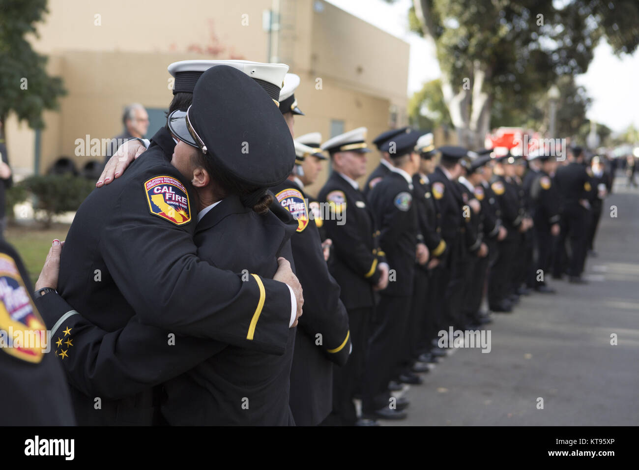 San Diego, California, USA. 23rd Dec, 2017. Thousands of firefighters ...