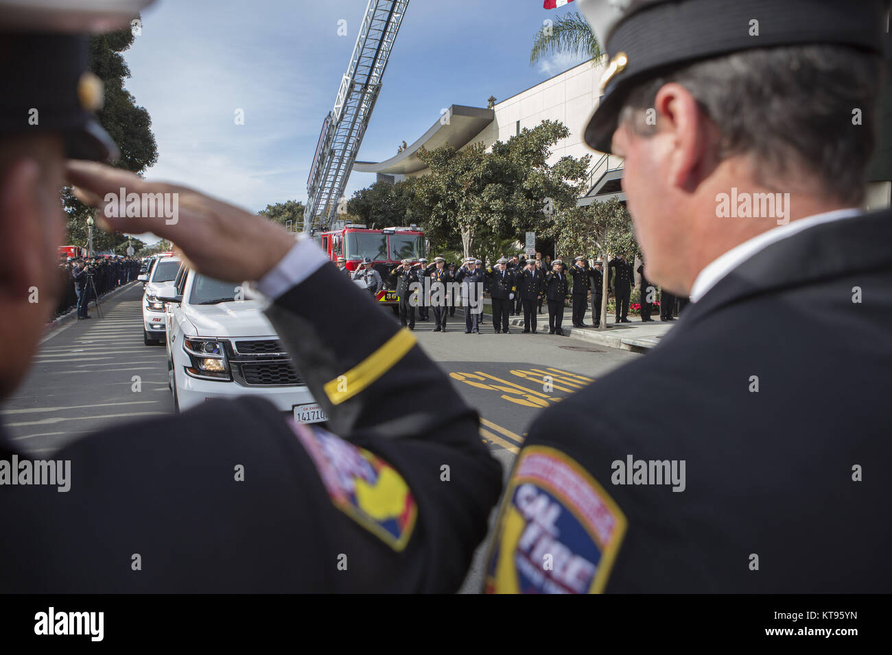 San Diego, California, USA. 23rd Dec, 2017. Thousands of firefighters ...