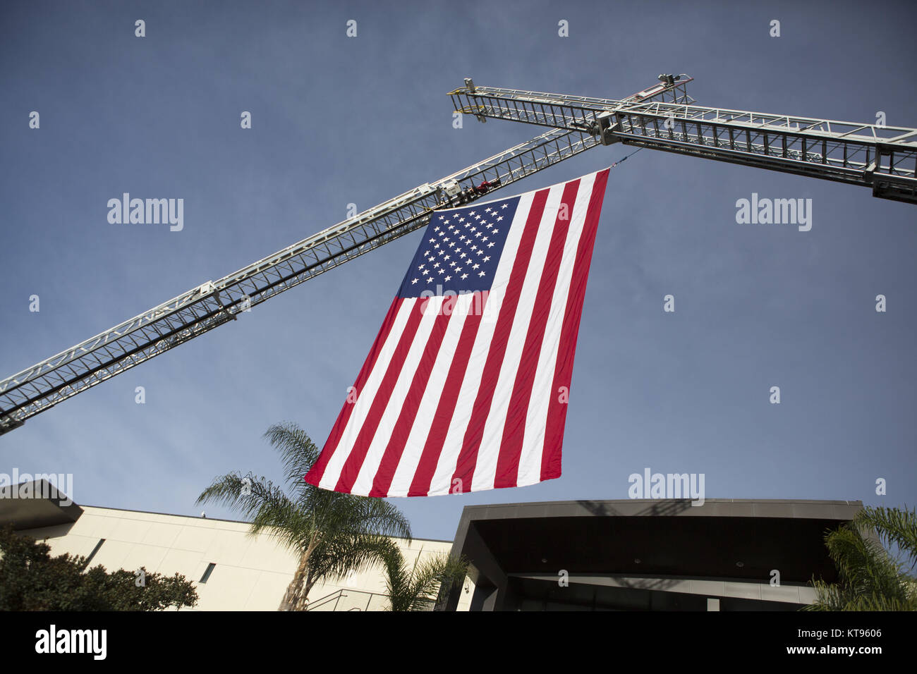 San Diego, California, USA. 23rd Dec, 2017. Thousands of firefighters ...