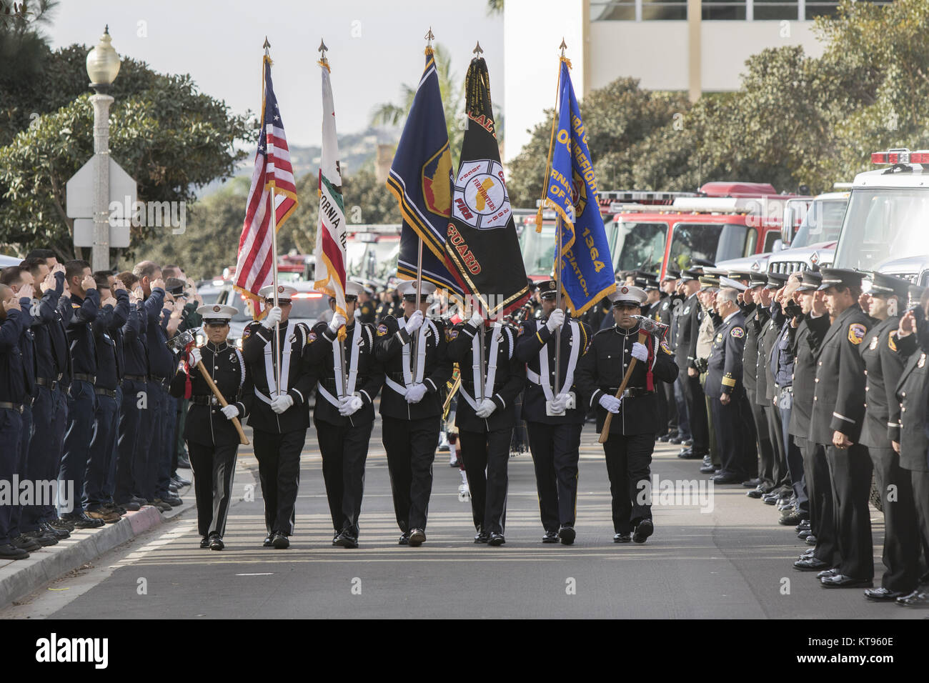 San Diego, California, USA. 23rd Dec, 2017. Thousands of firefighters ...