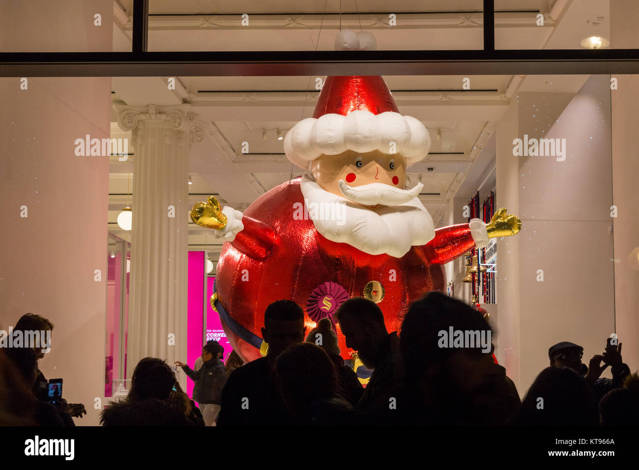 The display in selfridges window on oxford street in london hi-res ...