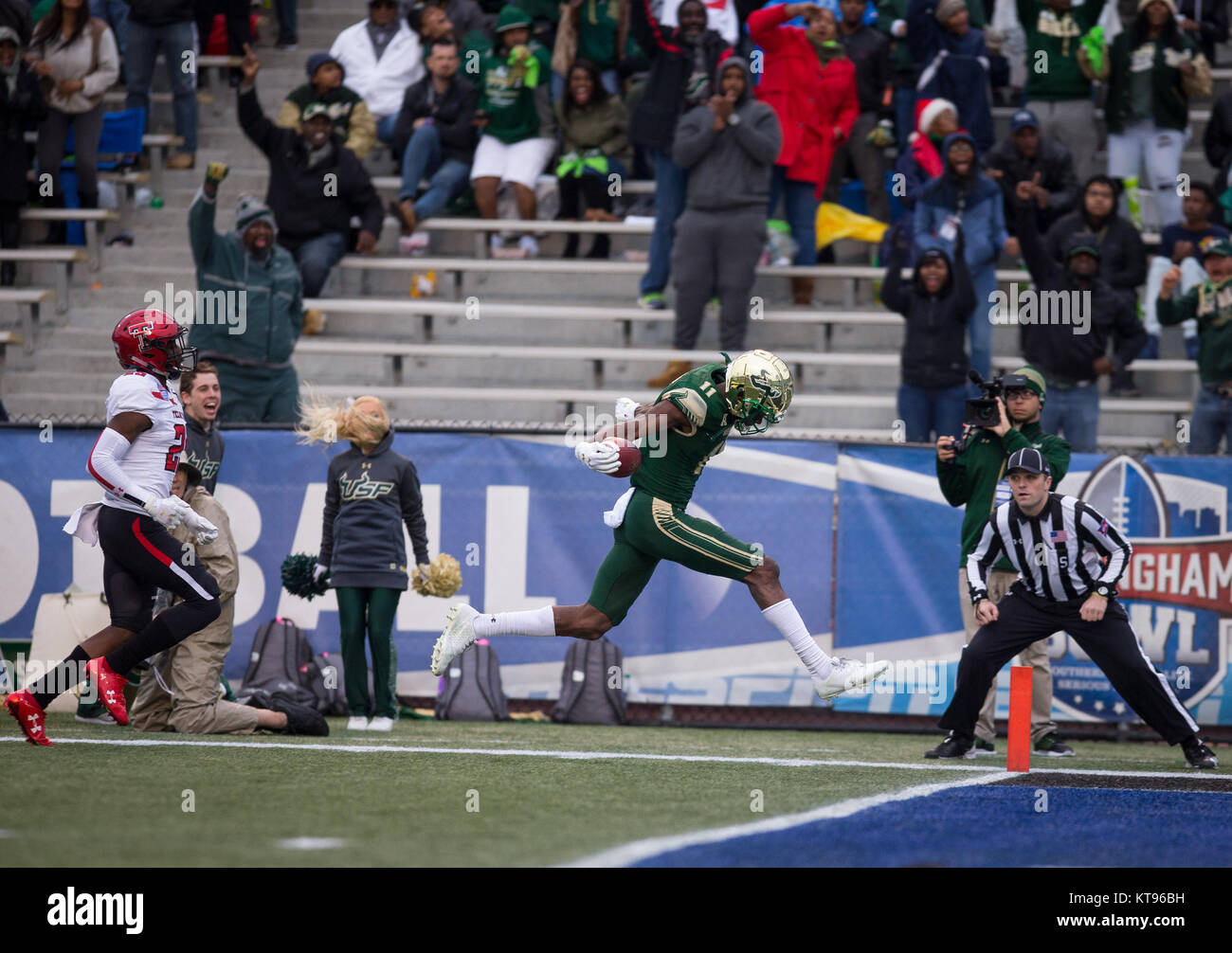 Chase coleman iii hi-res stock photography and images - Alamy