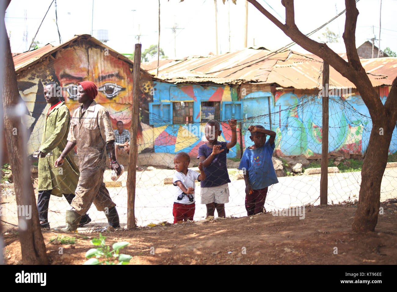 Slums dwellers hi-res stock photography and images - Alamy