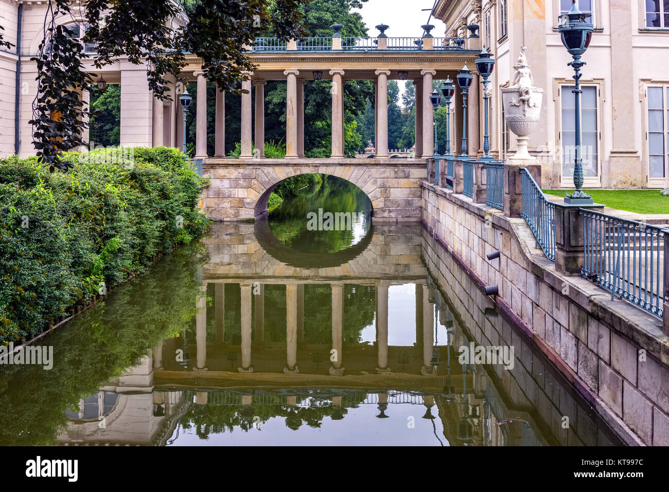 Reflections railings hi-res stock photography and images - Alamy