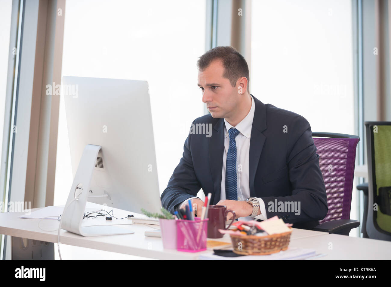 Businessman, meeting, business, office Stock Photo - Alamy