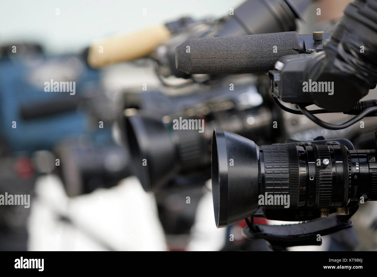 Camera assembly line hi-res stock photography and images - Alamy